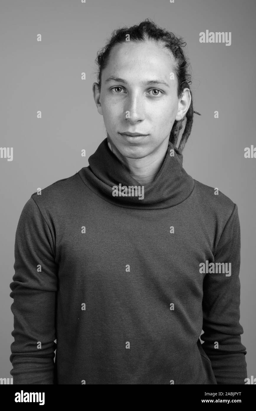 White guy dreadlocks hi-res stock photography and images - Alamy