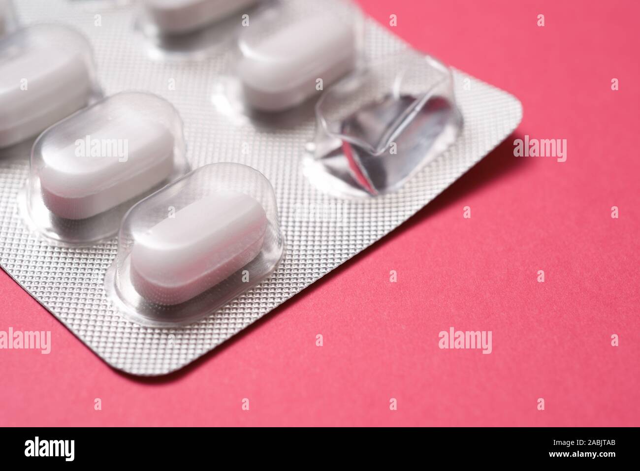 Close up open blister pack hi-res stock photography and images - Alamy