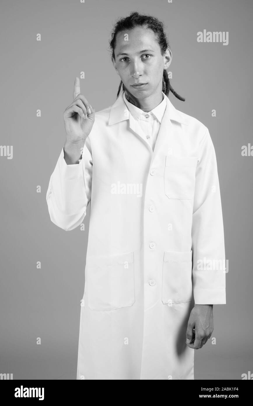 Young black man dreadlocks Black and White Stock Photos & Images - Alamy