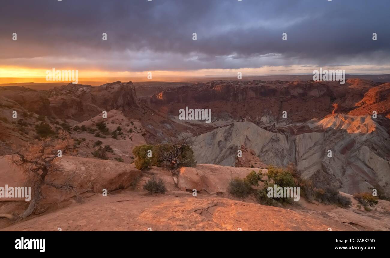 Upheaval Dome, Canyonlands National Park, Utah, USA. Stunning canyons ...