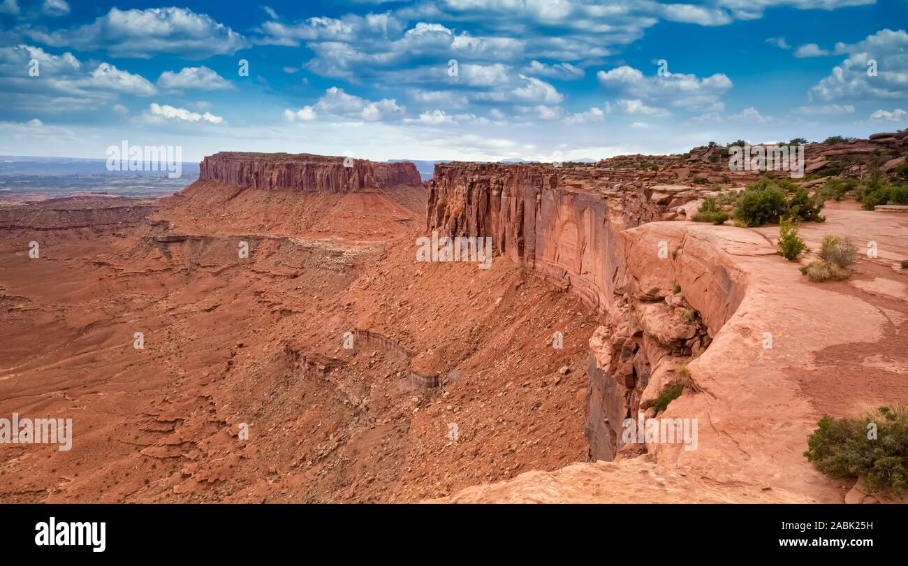 Gran View Point, Canyonlands National Park, Utah, USA. Stunning canyons ...