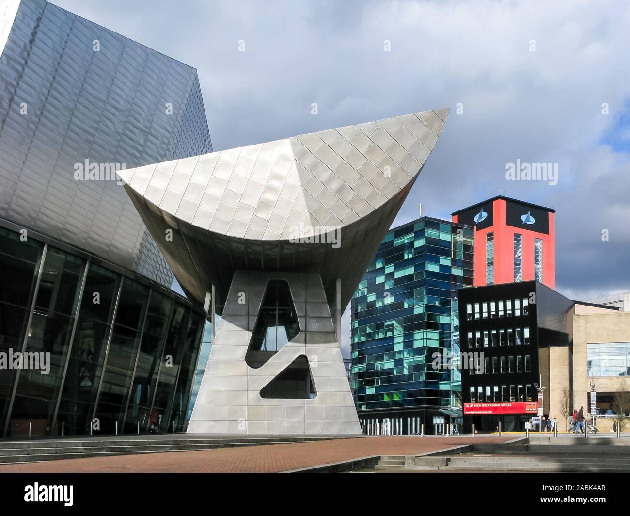 Digital world centre hi-res stock photography and images - Alamy