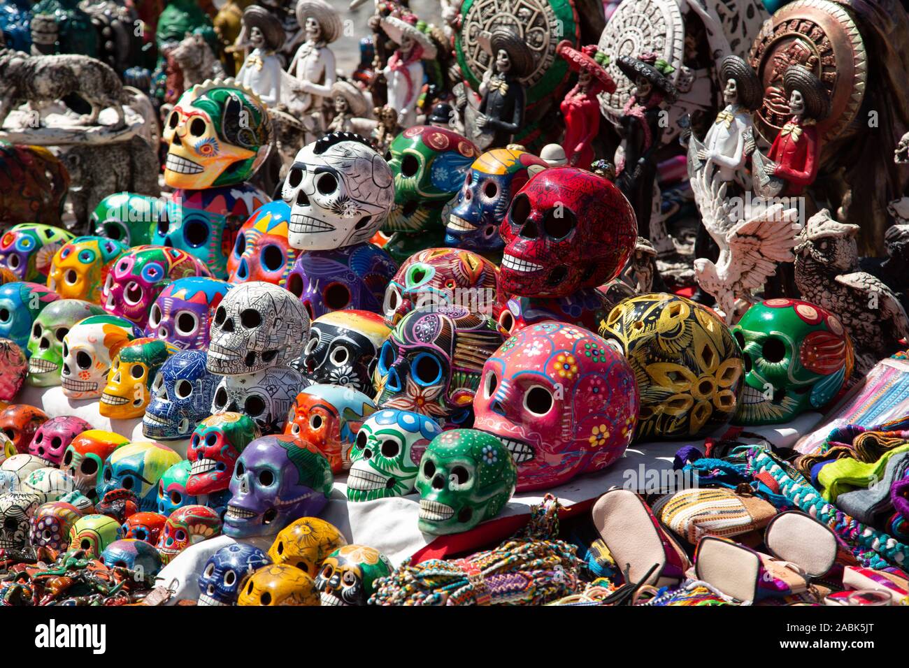 Ceramic handmade skulls in the market Stock Photo - Alamy