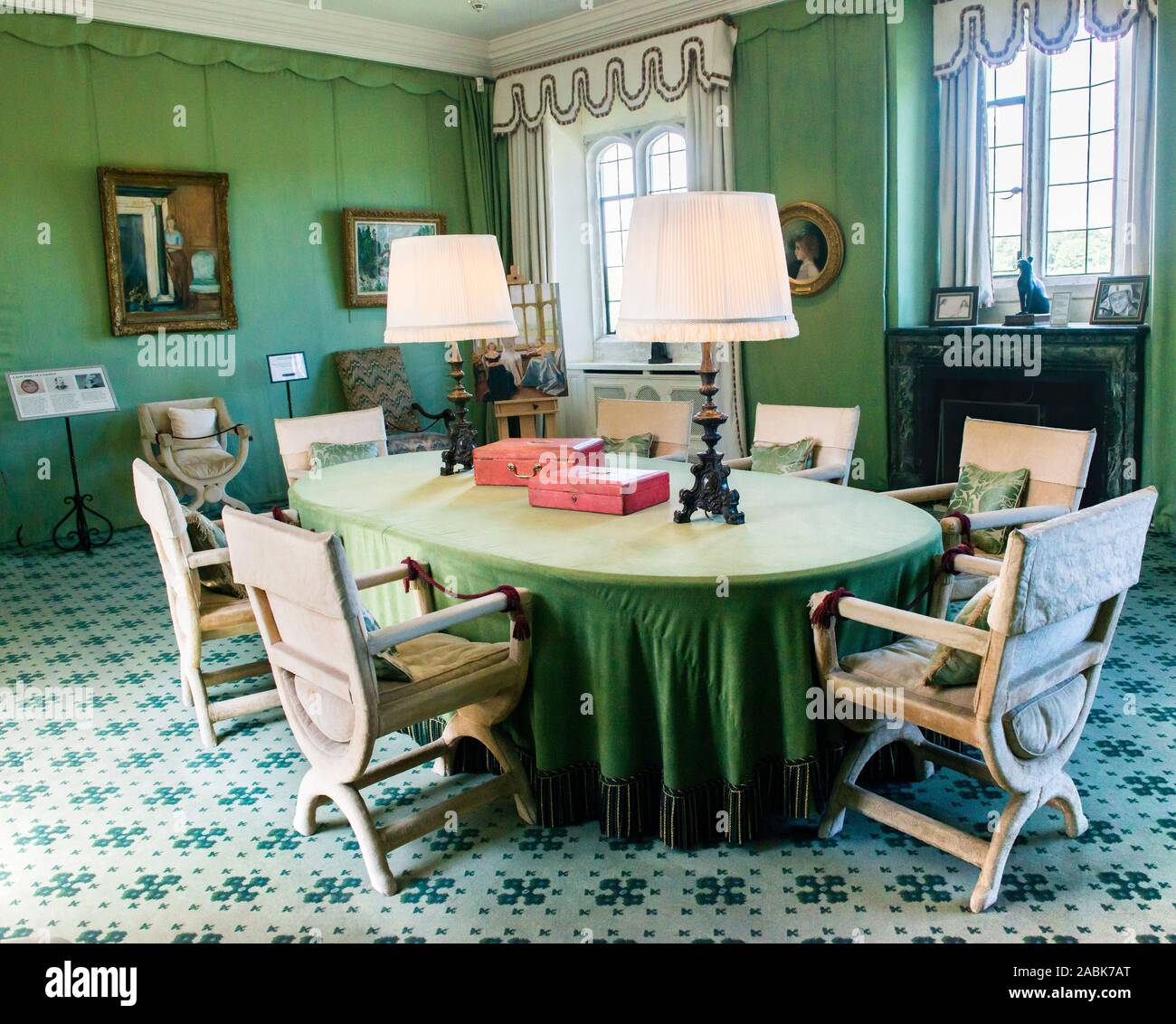 Two red ministry boxes hi-res stock photography and images - Alamy