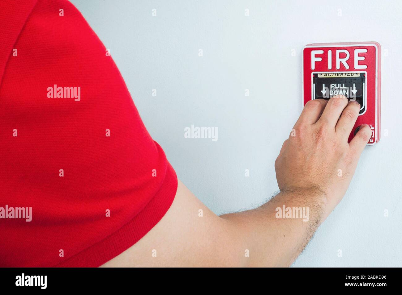 Hand fire alarm switch hi-res stock photography and images - Alamy