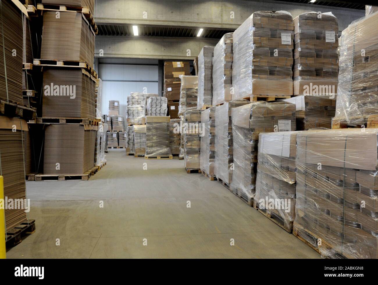 More picture filling picture filling hi-res stock photography and ...