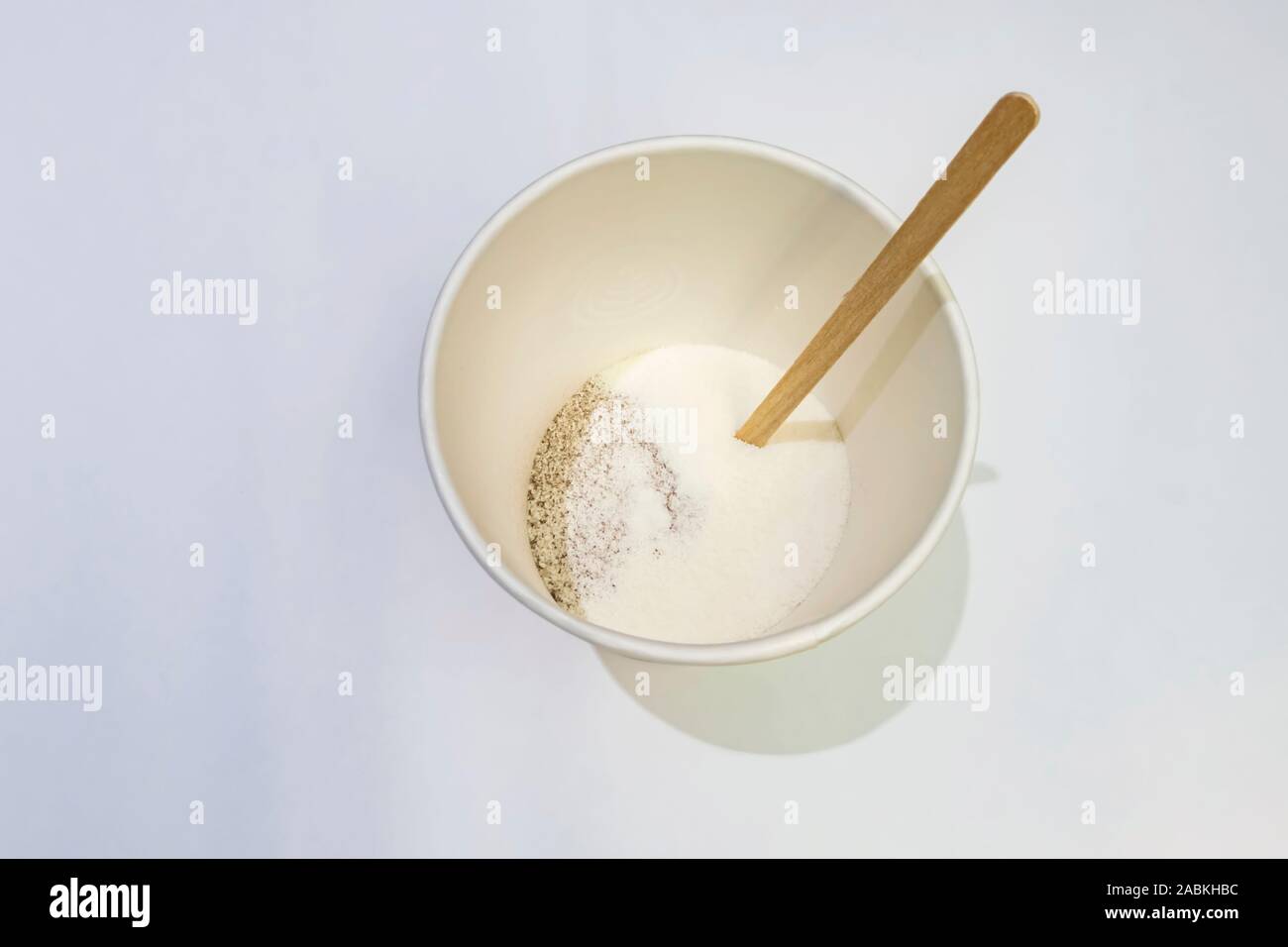 Bag of powdered milk hi-res stock photography and images - Alamy