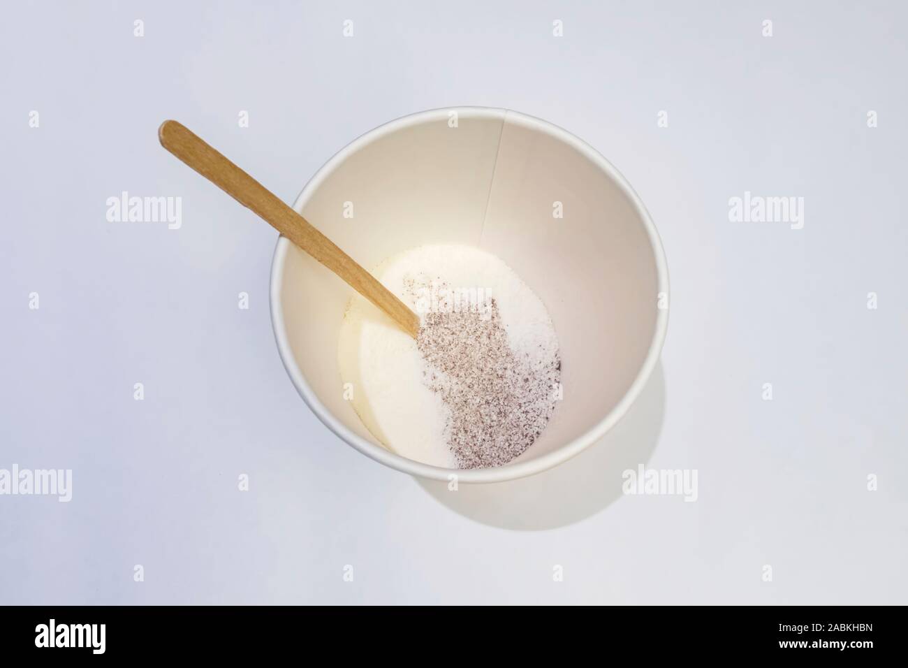 Bag of powdered milk hi-res stock photography and images - Alamy