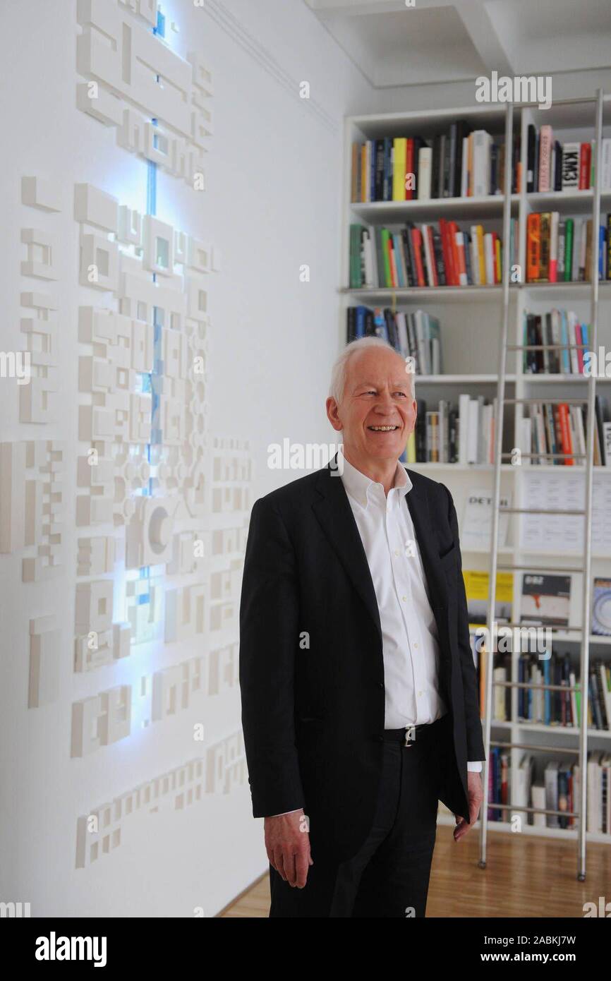 Henn hi-res stock photography and images - Alamy