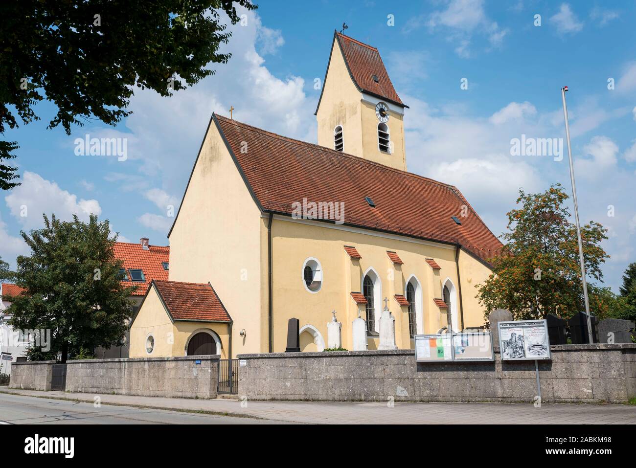 The parish church of the Nativity of the Virgin Mary in Höhenkirchen ...