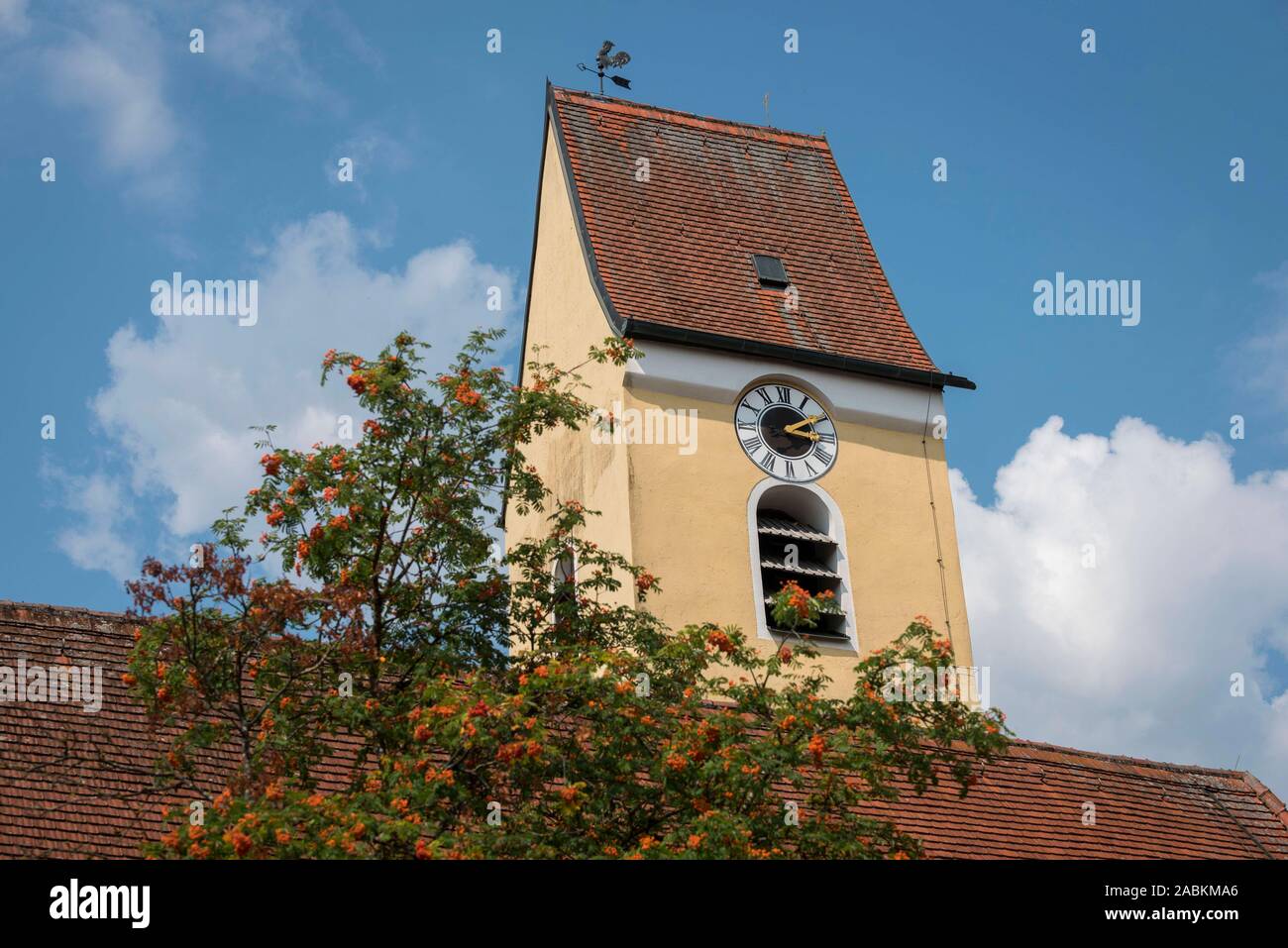 The parish church of the Nativity of the Virgin Mary in Höhenkirchen ...