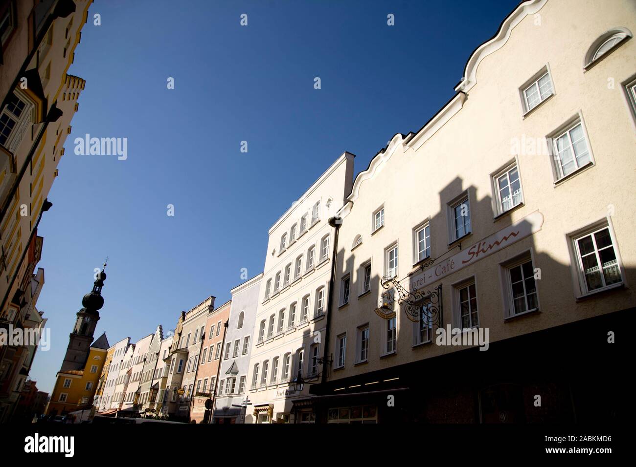 Historic old town of Trostberg in typical Inntal construction ...