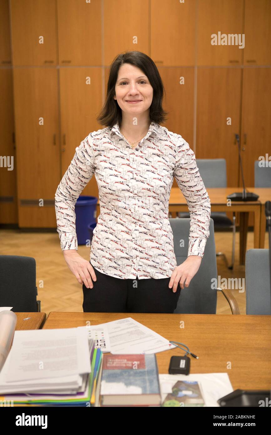 SPD City Councillor Anne Hübner at her workplace in the parliamentary ...