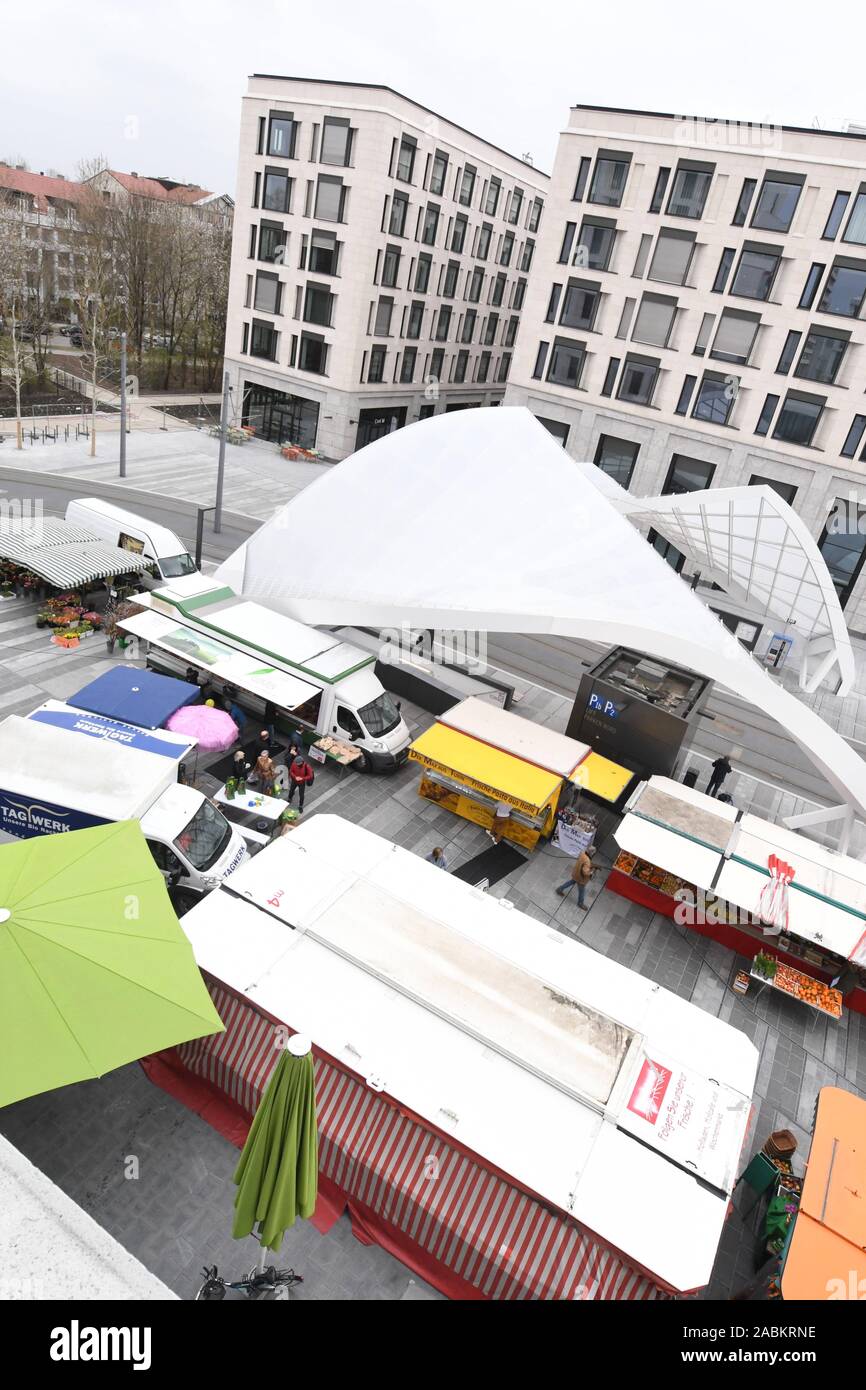 View from above of the new weekly market at Schwabinger Tor. [automated ...