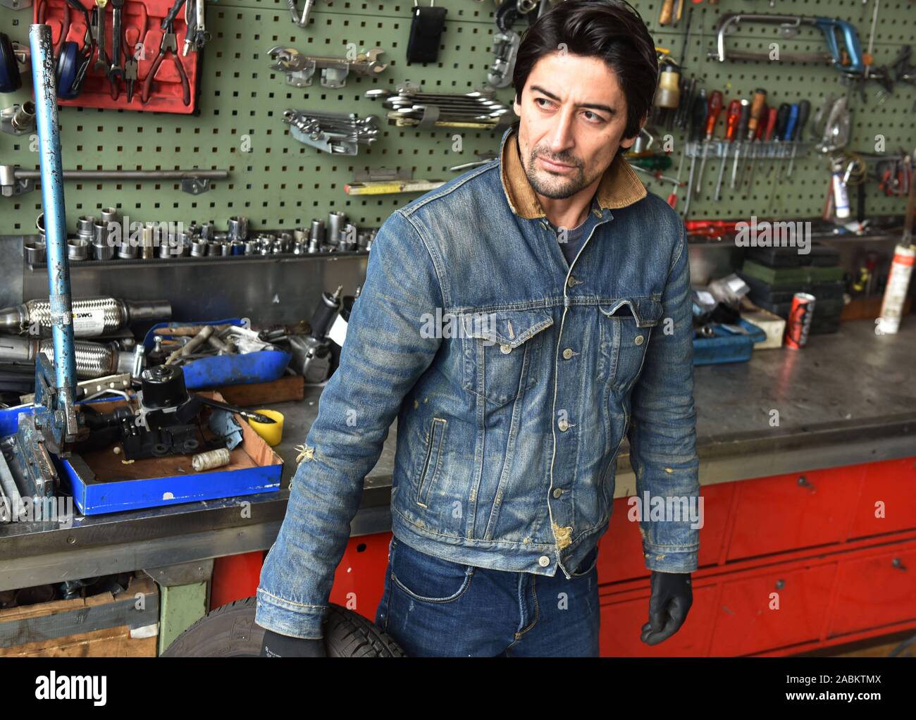 Can 2017 hi-res stock photography and images - Alamy