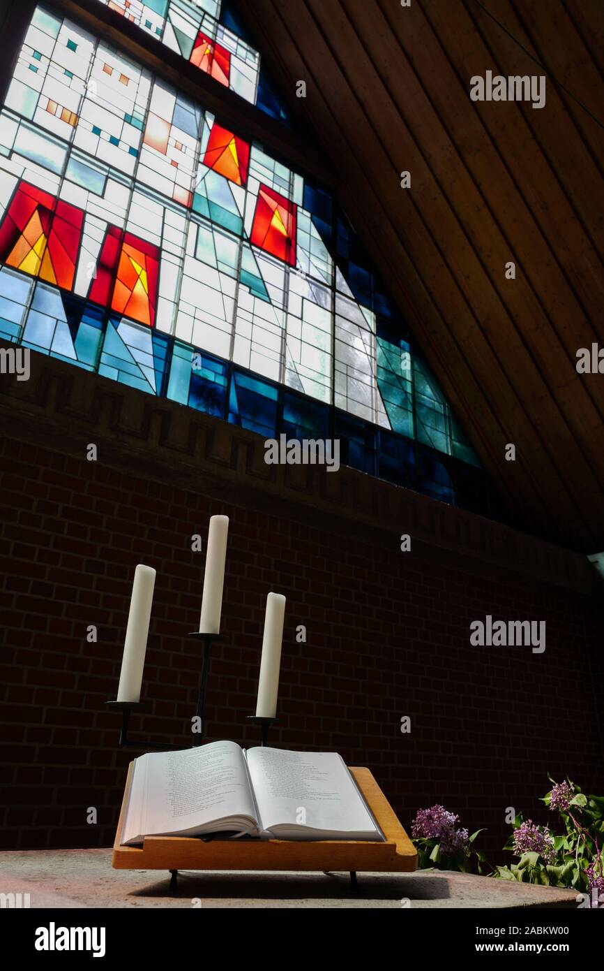 Art glass series: The Reformation Memorial Church in Munich-Hadern. The ...