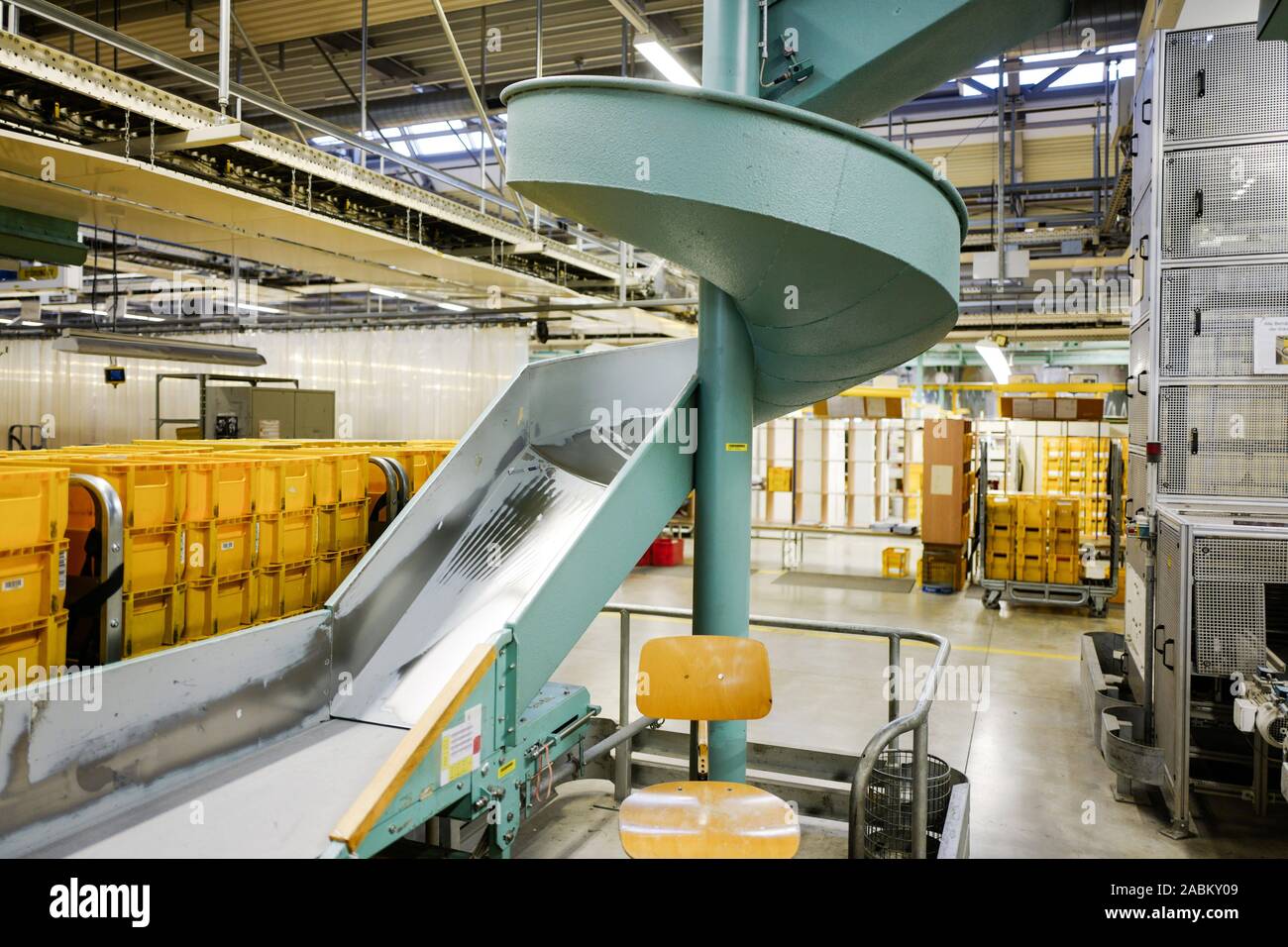 Sorting office largest hi-res stock photography and images - Alamy