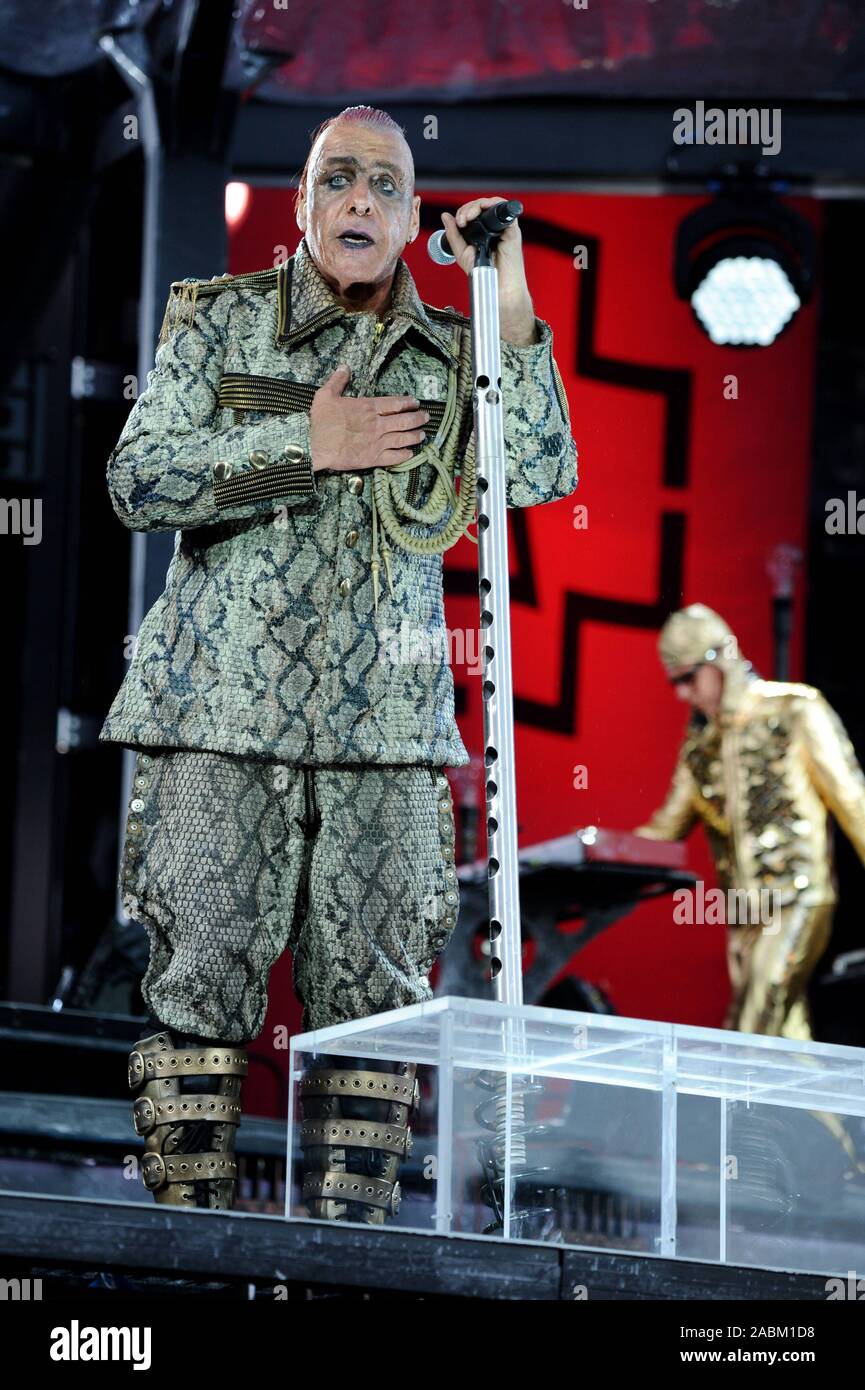 Till lindemann hi-res stock photography and images - Alamy