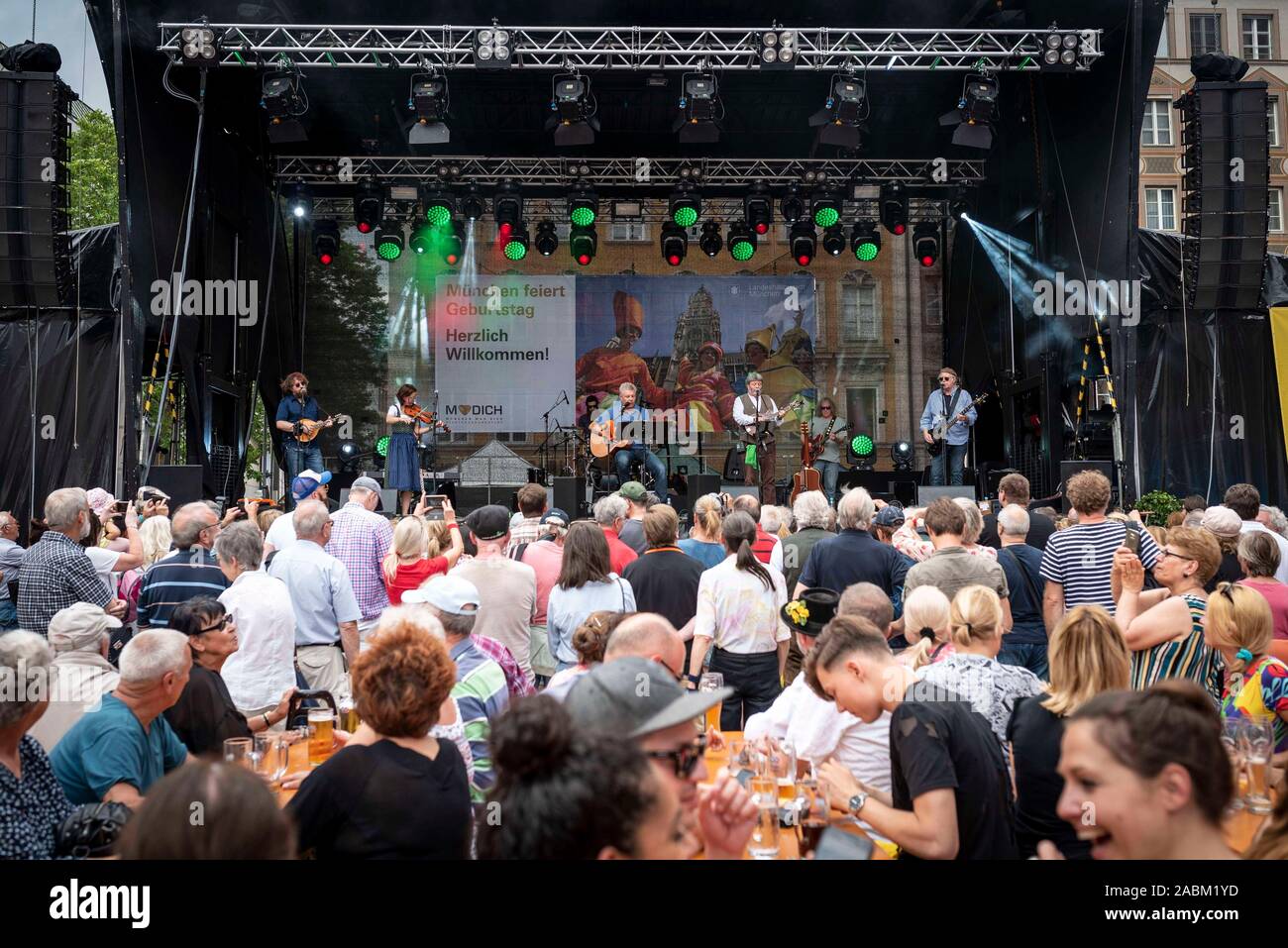 Paul daly hi-res stock photography and images - Alamy