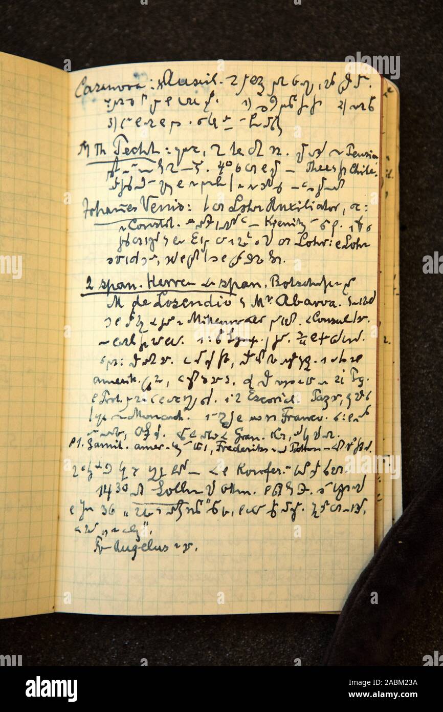 Diaries hi-res stock photography and images - Alamy