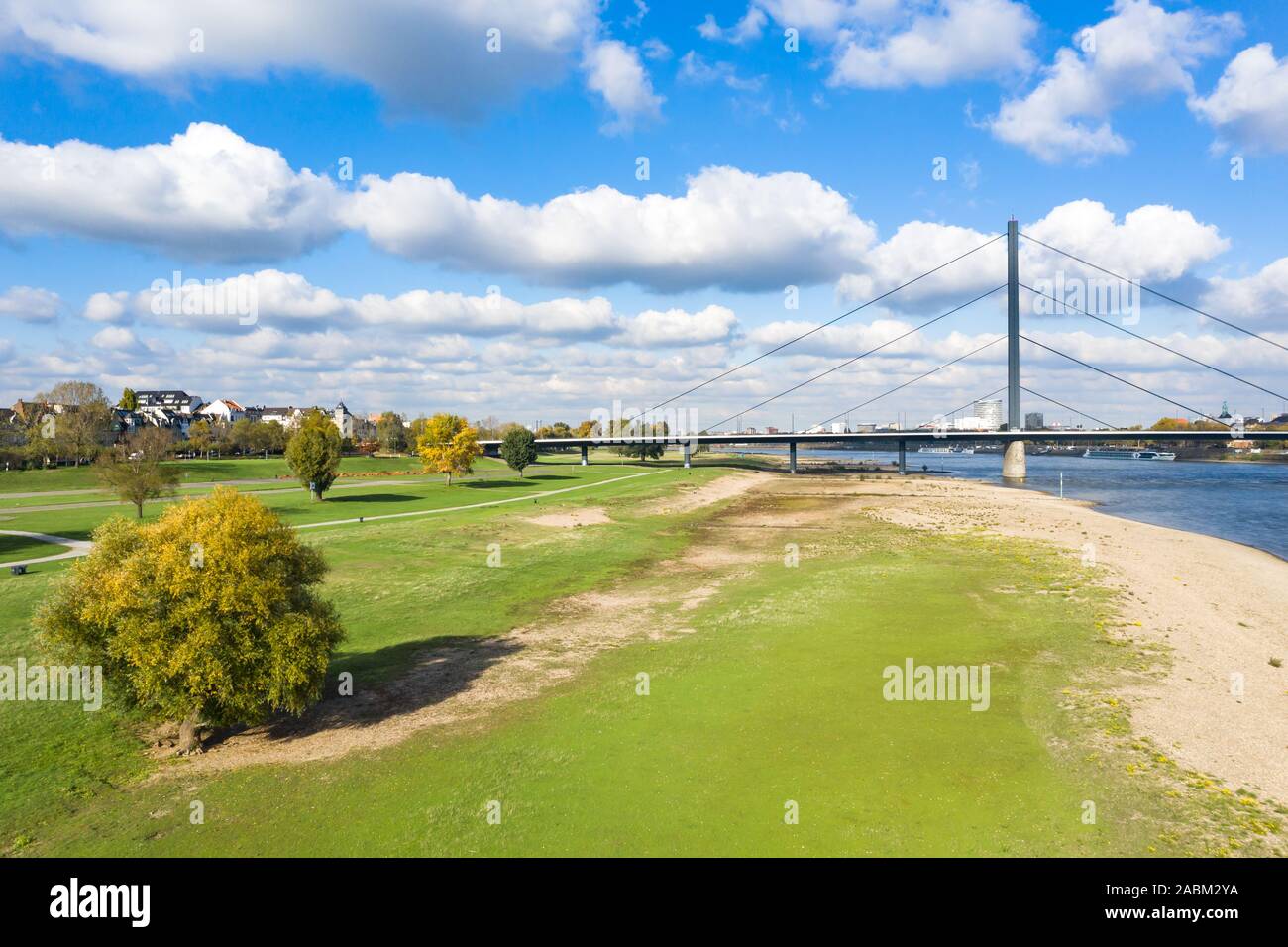 River rhein hi-res stock photography and images - Alamy