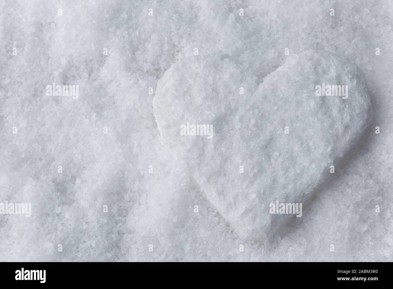 Sparkling snow on ground hi-res stock photography and images - Alamy