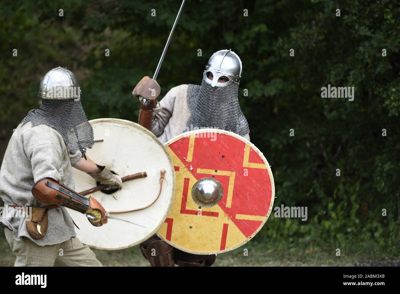 Club medieval fight hi-res stock photography and images - Alamy
