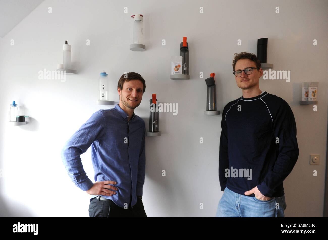 Schlang hi-res stock photography and images - Alamy