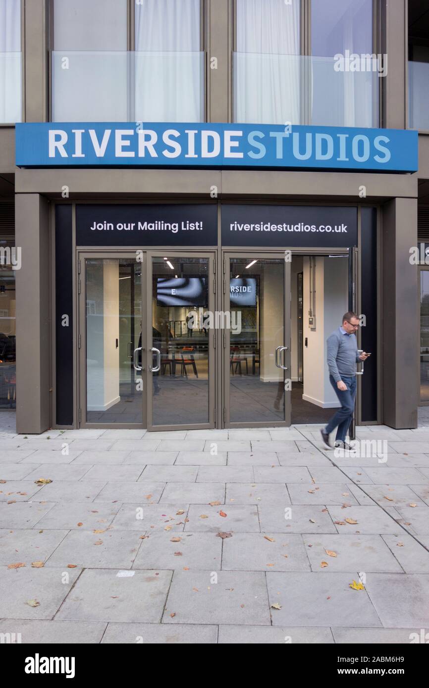 Reopened hi-res stock photography and images - Alamy