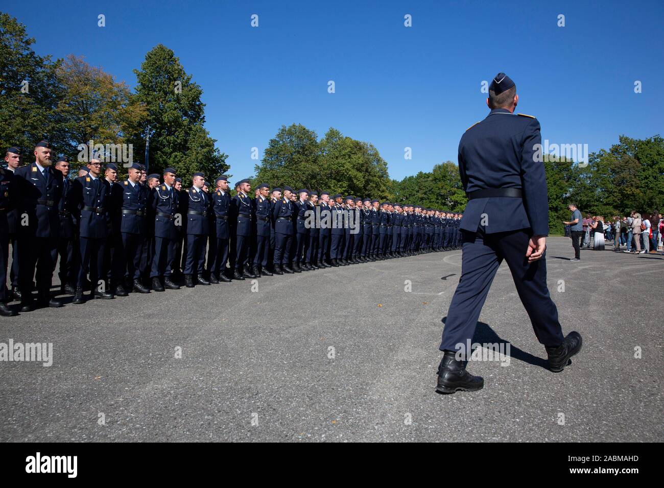 Soldiers at the final roll call of the officer training course at the ...