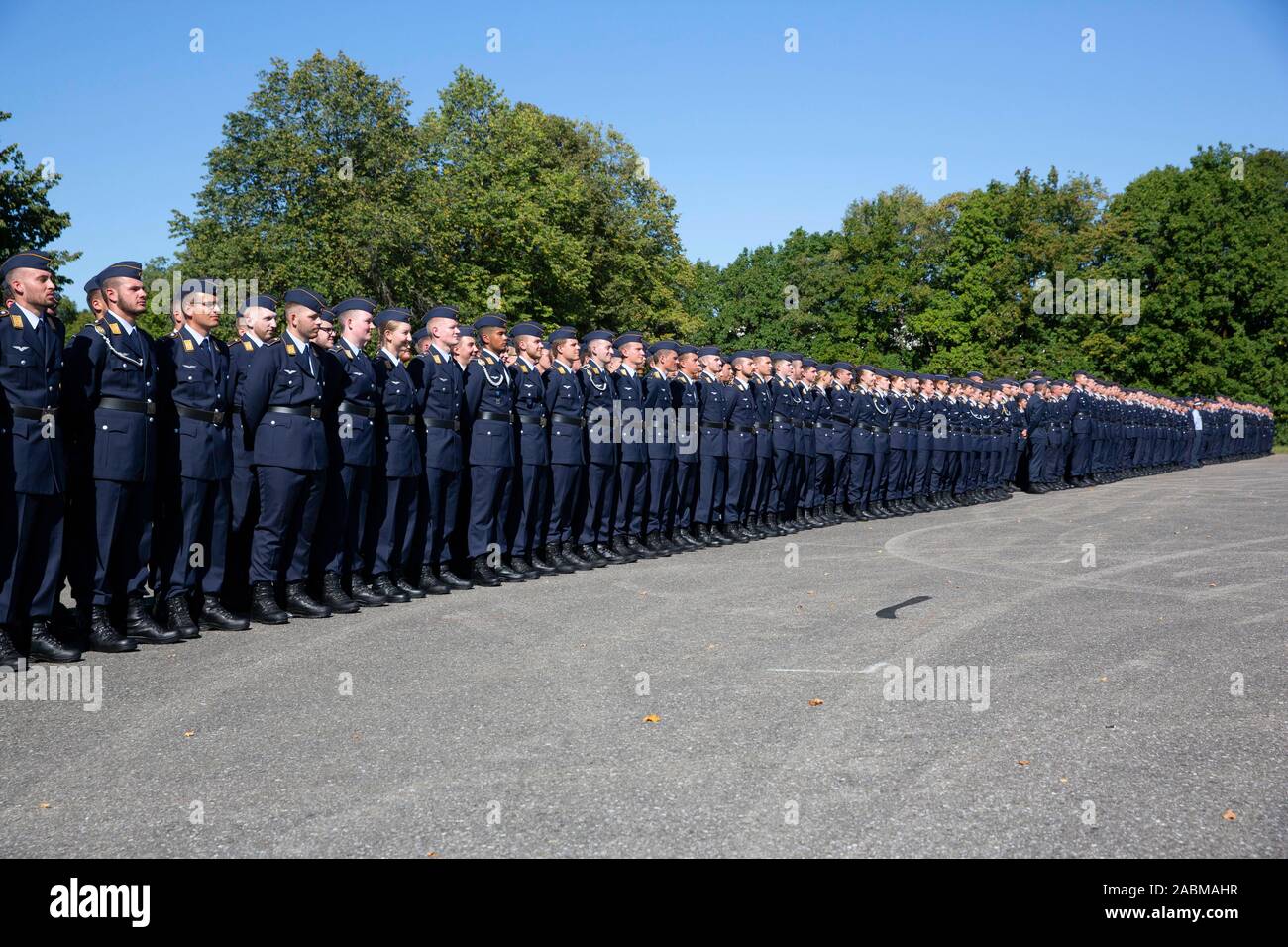Final military training hi-res stock photography and images - Alamy