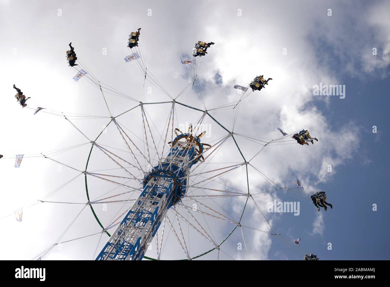 During the traditional press tour of the Oktoberfest site, the new ...