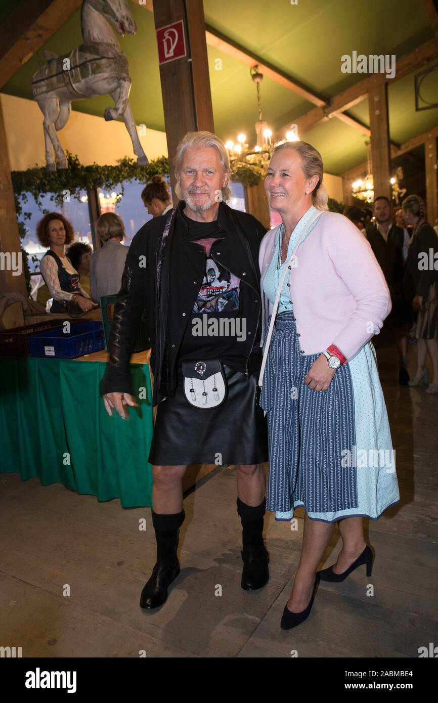 Singer Johnny Logan (in the Kilt) and Tanja Surmann at the Wiesn ...