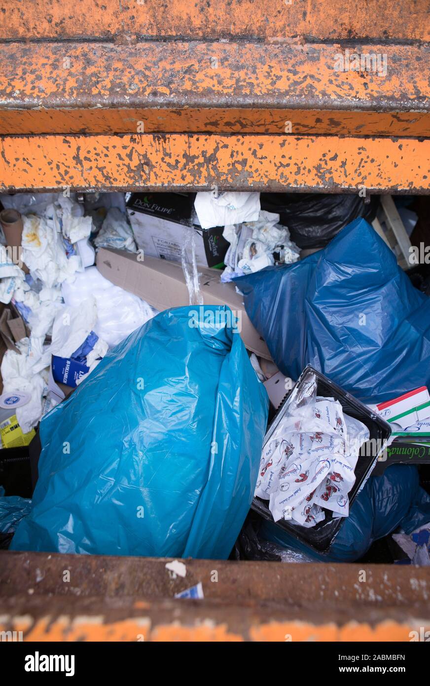 Residual waste hi-res stock photography and images - Alamy