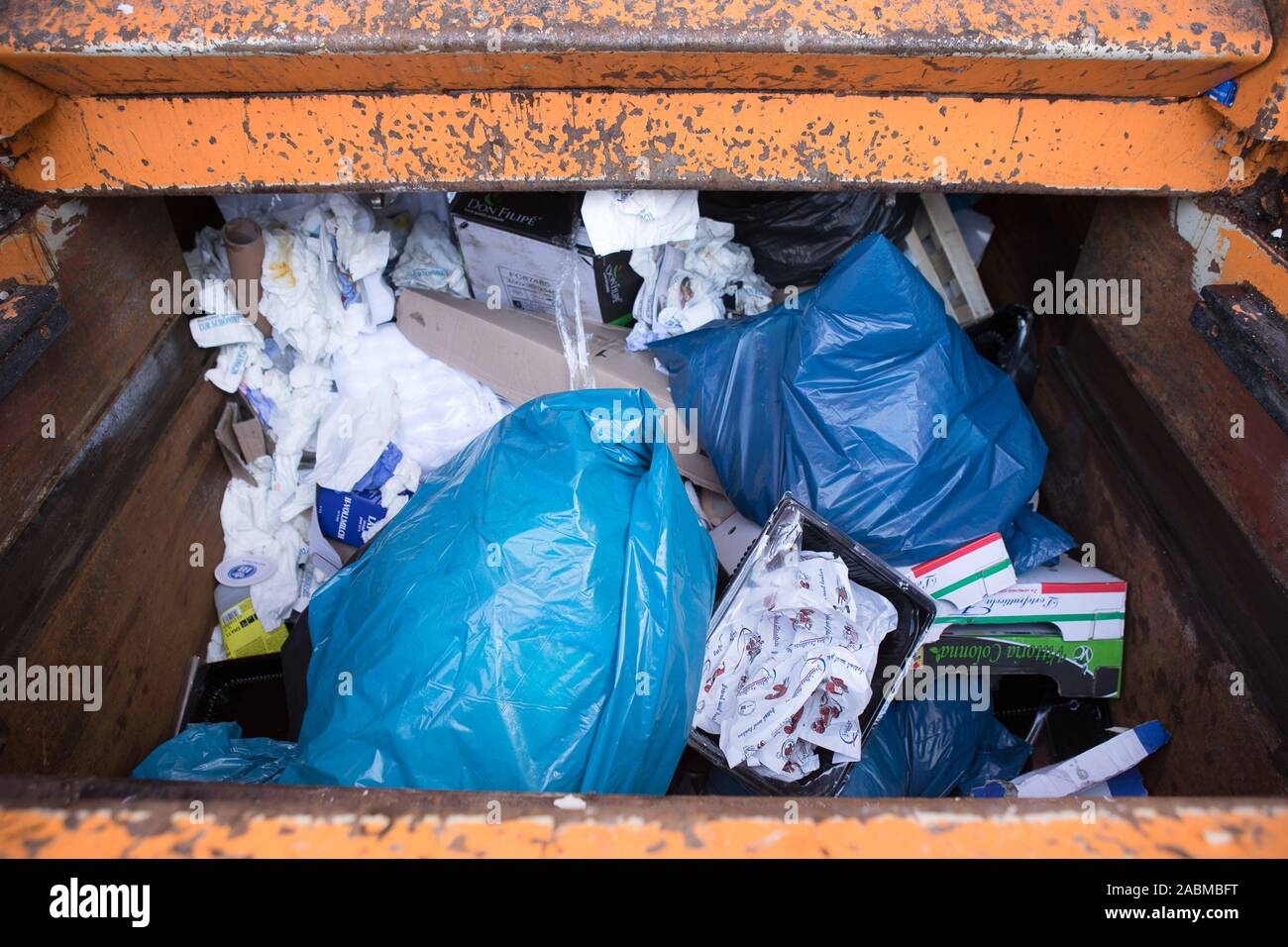 Residual waste hi-res stock photography and images - Alamy
