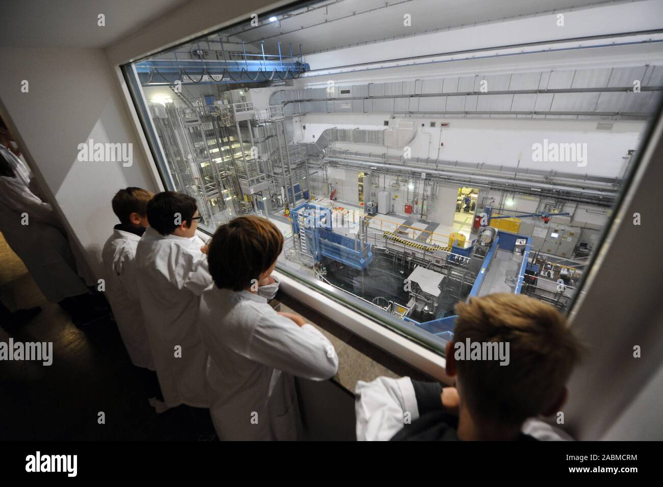 Nuclear reactor garching hi-res stock photography and images - Alamy