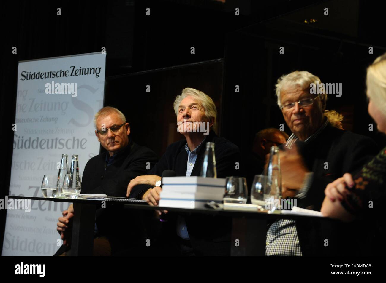 SZ Kultursalon - The home of humour in the "Viehbank". Reinhard ...