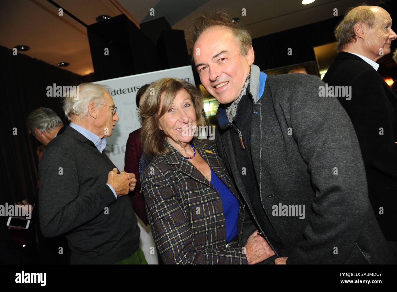 Meisi Grill and cartoonist Rudi Hurzlmeier at the SZ Kultursalon - the ...