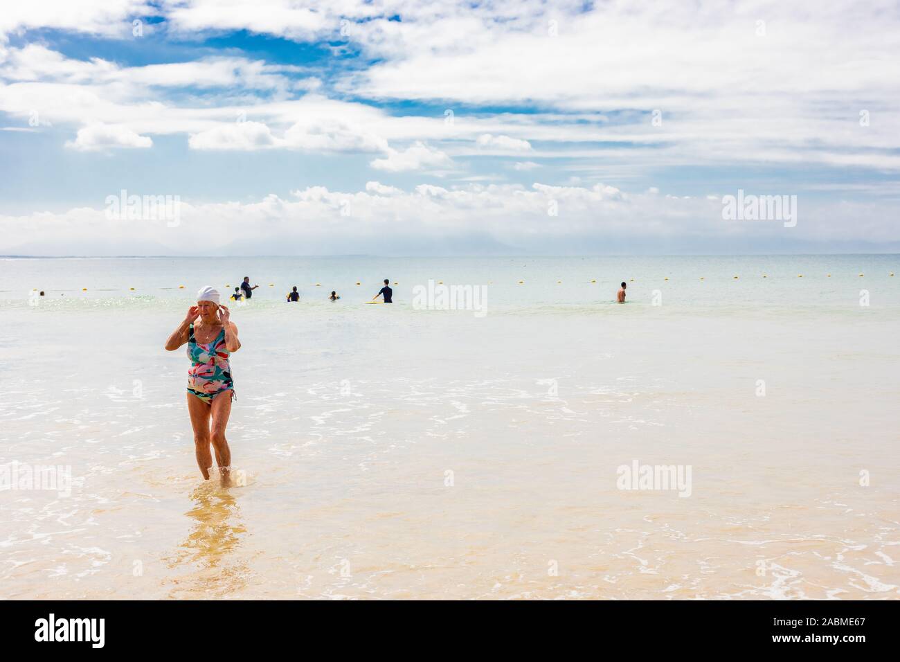 Frolicking Beach Stock Photos & Frolicking Beach Stock Images - Alamy