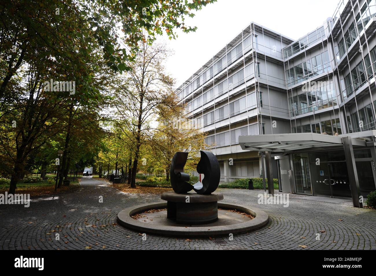 10 buildings form the office campus Tucherpark of the Hypo-Vereinsbank ...