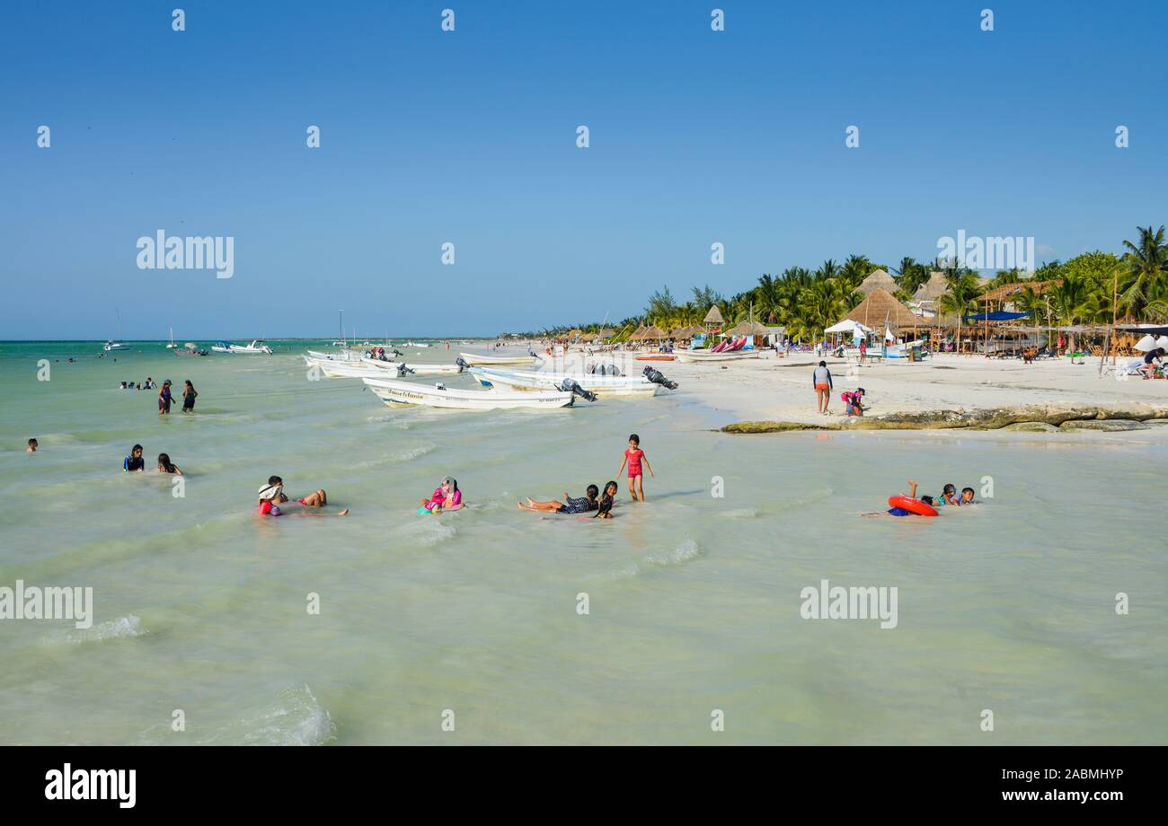 Sandstrand, Isla Holbox, Quintana Roo, Mexiko Stock Photo - Alamy