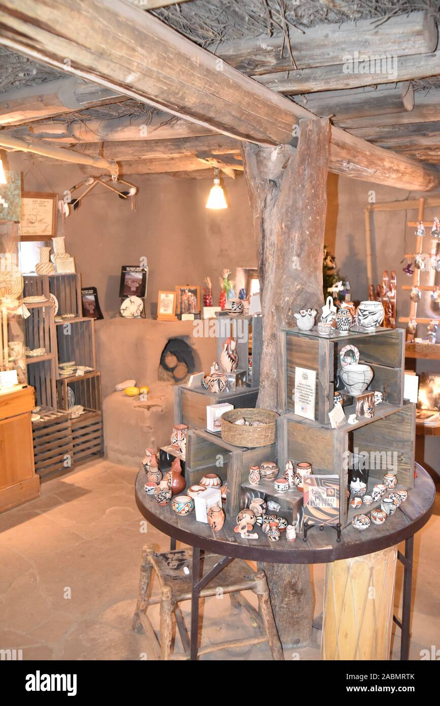 Canyon e hi-res stock photography and images - Alamy