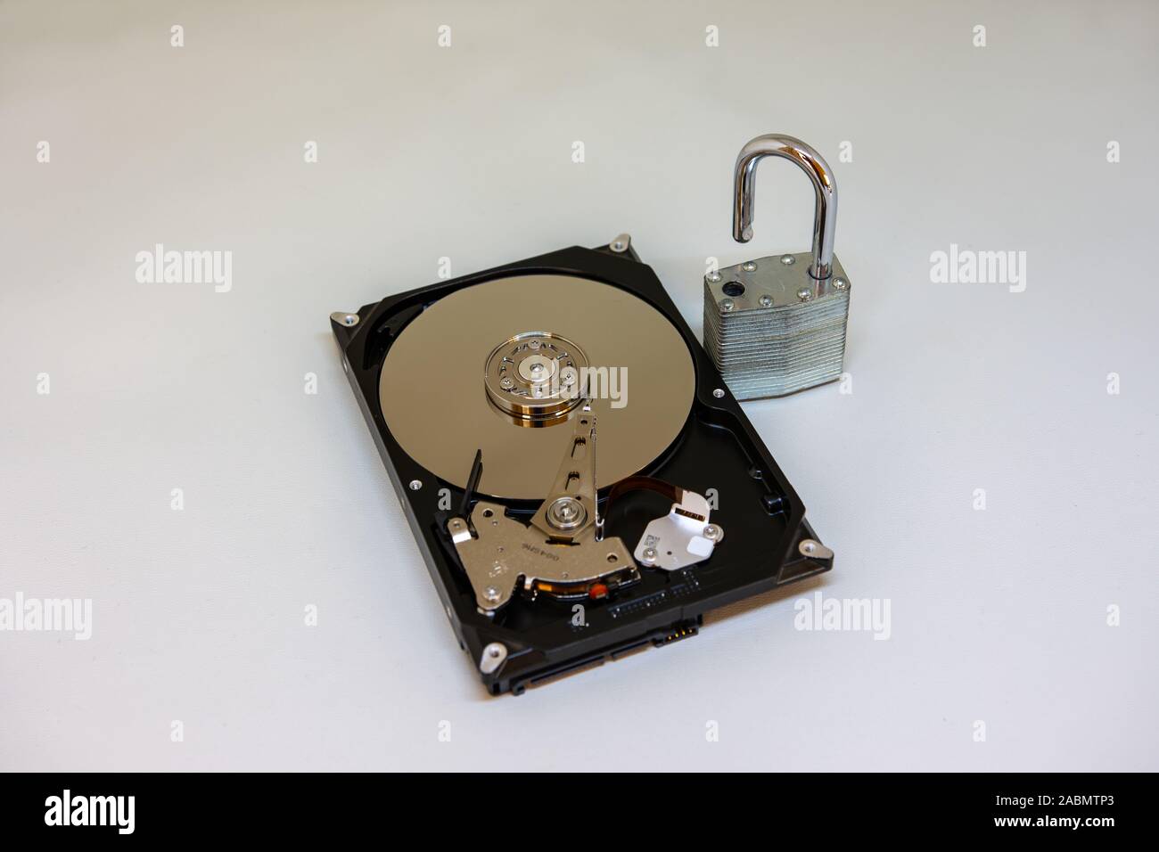 Hard disk crash hi-res stock photography and images - Alamy