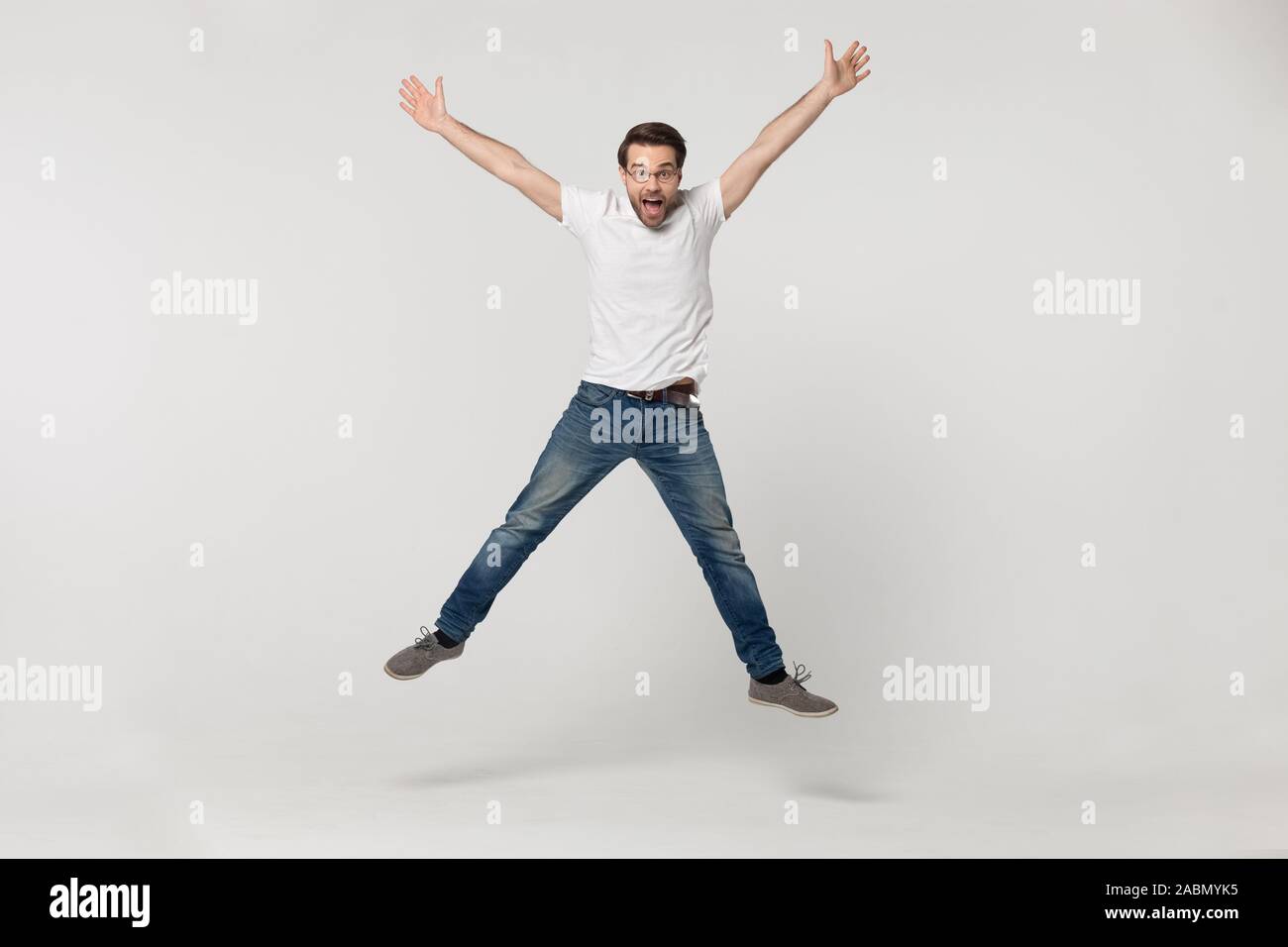 Studio customer hi-res stock photography and images - Alamy