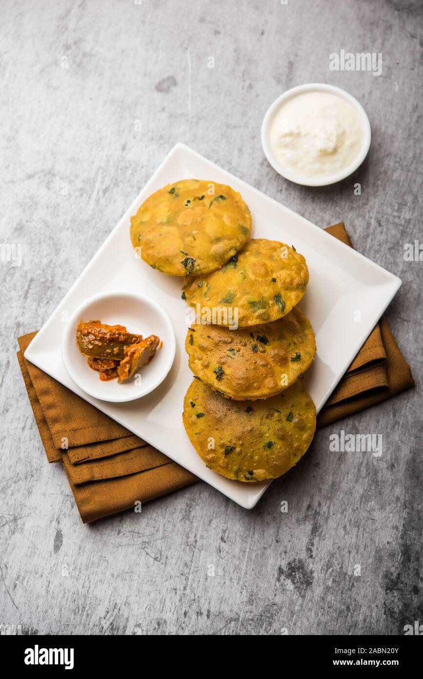 Missed bread hi-res stock photography and images - Alamy