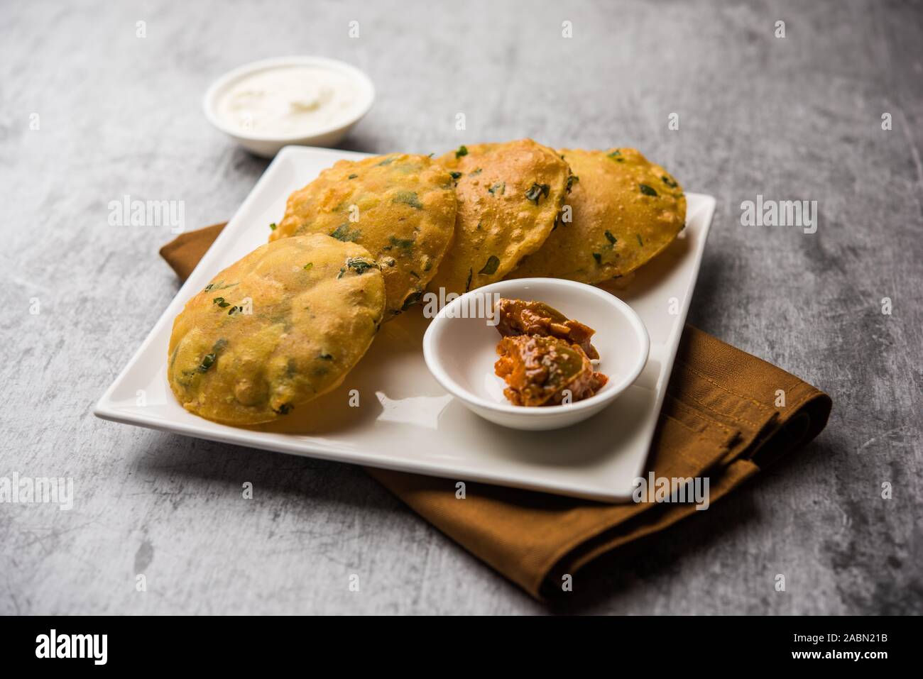 Missed bread hi-res stock photography and images - Alamy