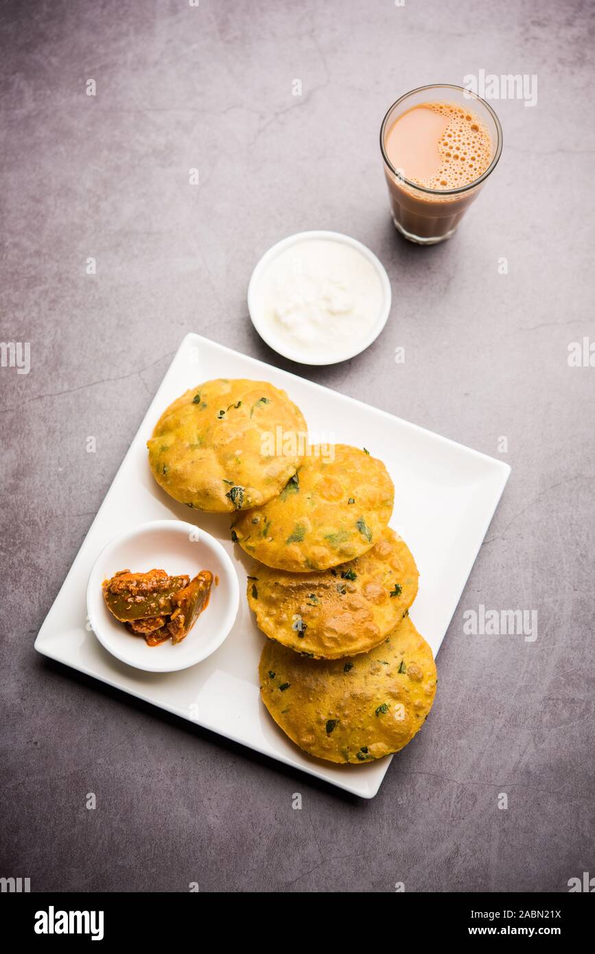 Missed bread hi-res stock photography and images - Alamy