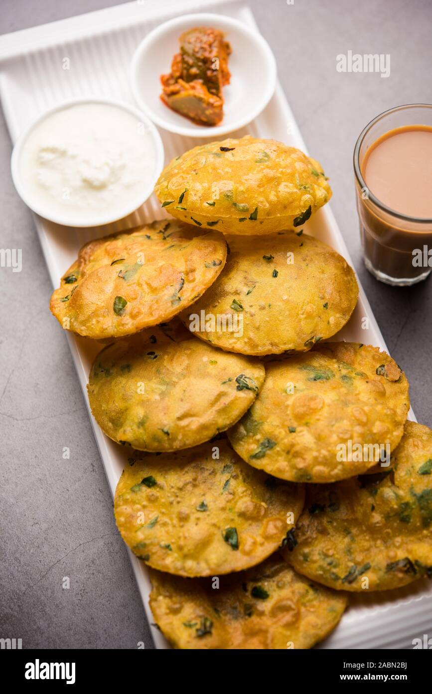 Missed bread hi-res stock photography and images - Alamy