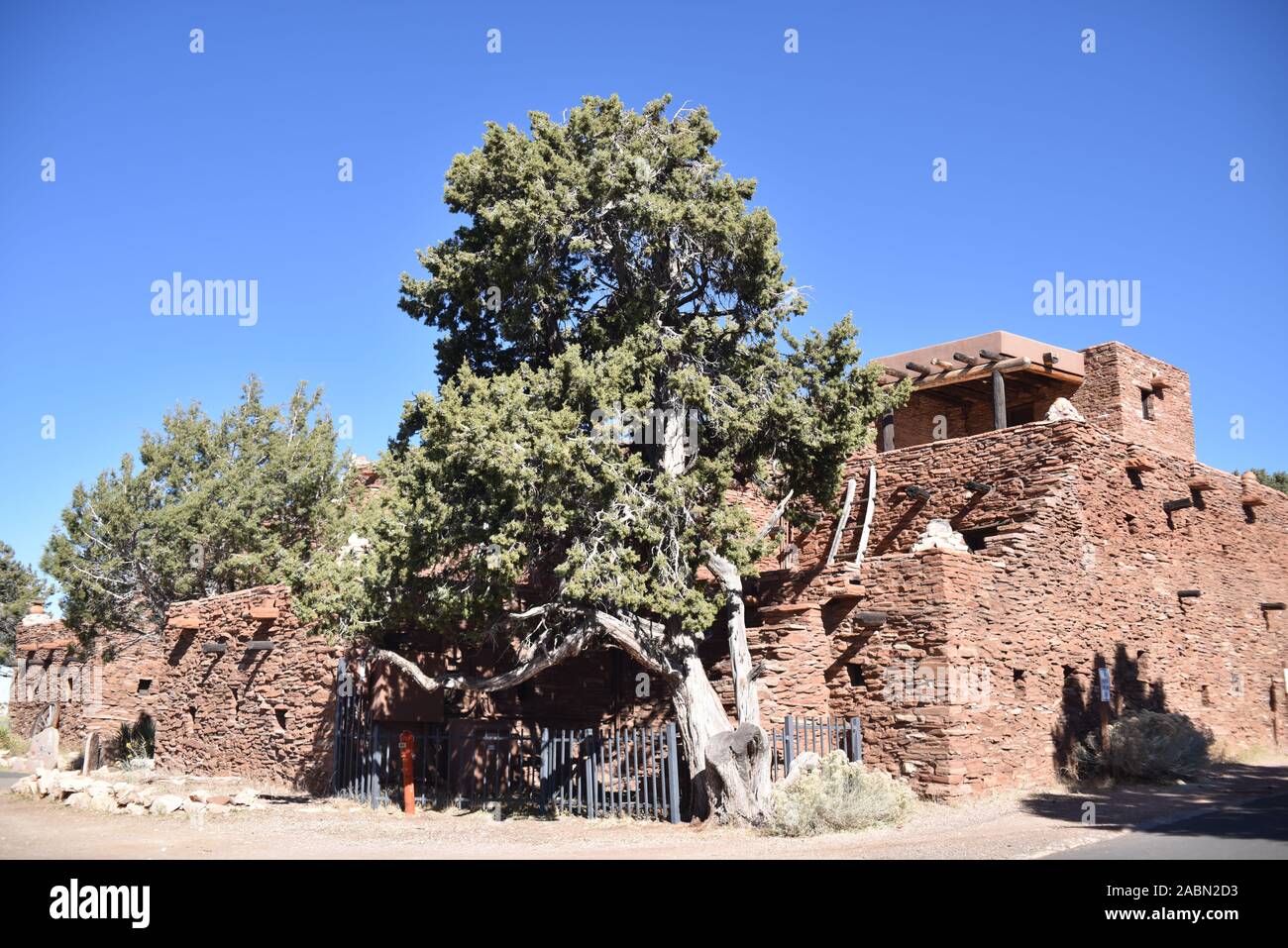 Hopi house hi-res stock photography and images - Alamy