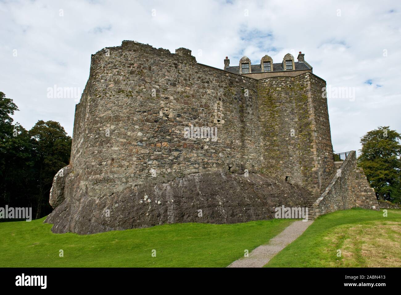 Dunstaffnage Castle. Historic Scotland. Built overlooking Firth of Lorn ...
